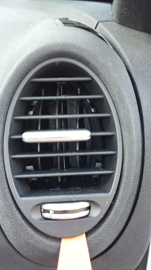 AC Vent Removal | Mercedes SLK World AC Vent Removal | Mercedes SLK World