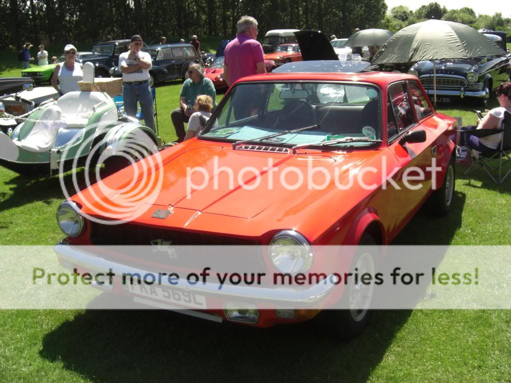 Cars at Durham Regatta - AutoShite - Autoshite